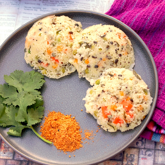 Rawa Idli (Vegetable Semolina Cakes) - Instant Pot - Spice Chronicles